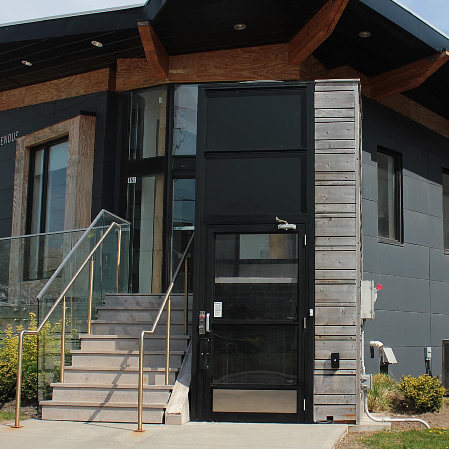 V-1504 enclosed wheelchair lift | Savaria Accessibility Products